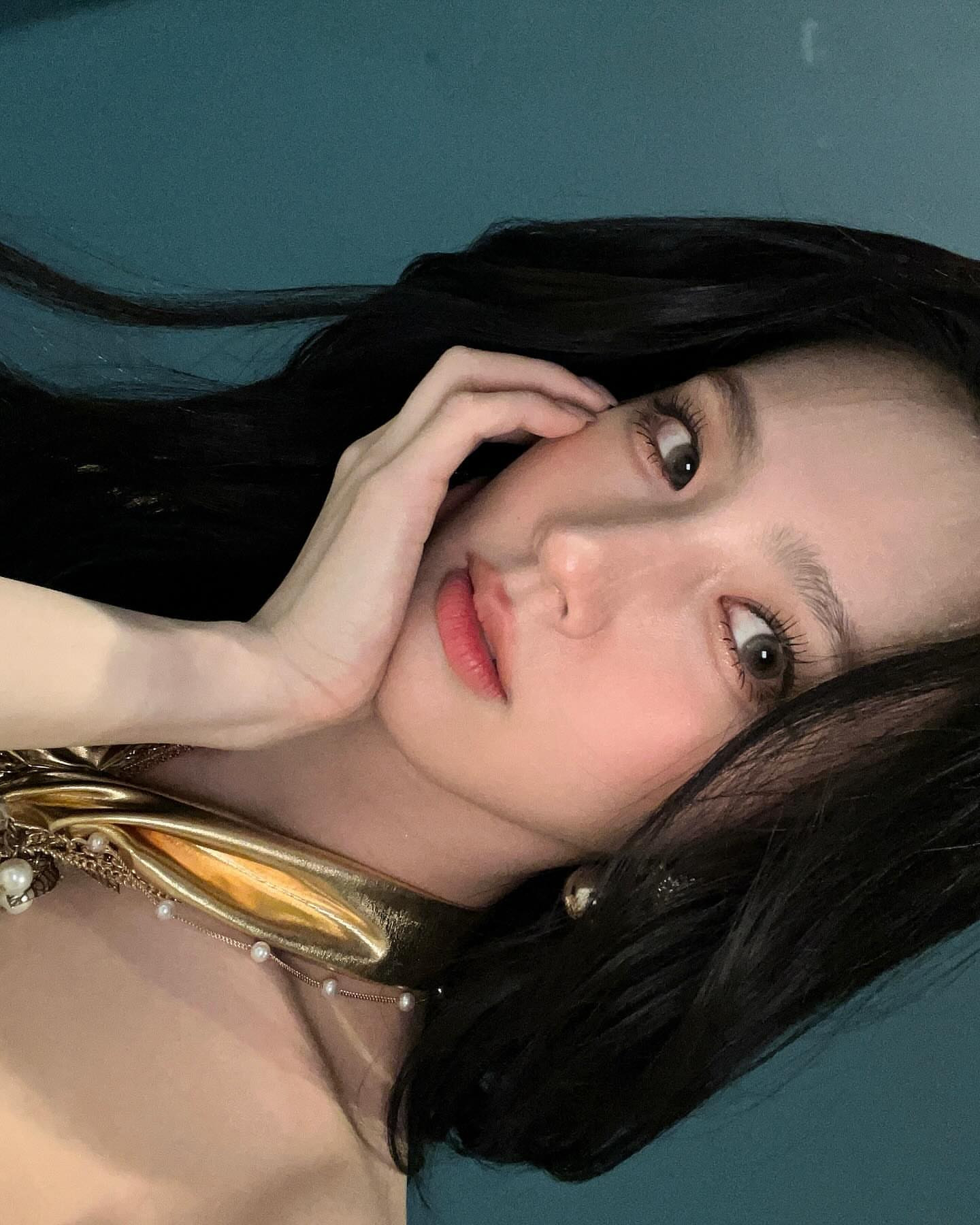 Miyeon (G)I-DLE 1 set